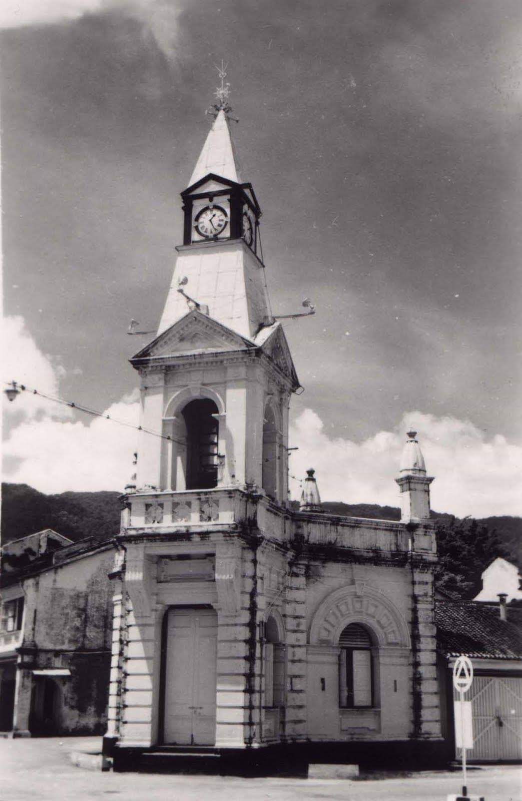 Clock Tower – 旅游到太平